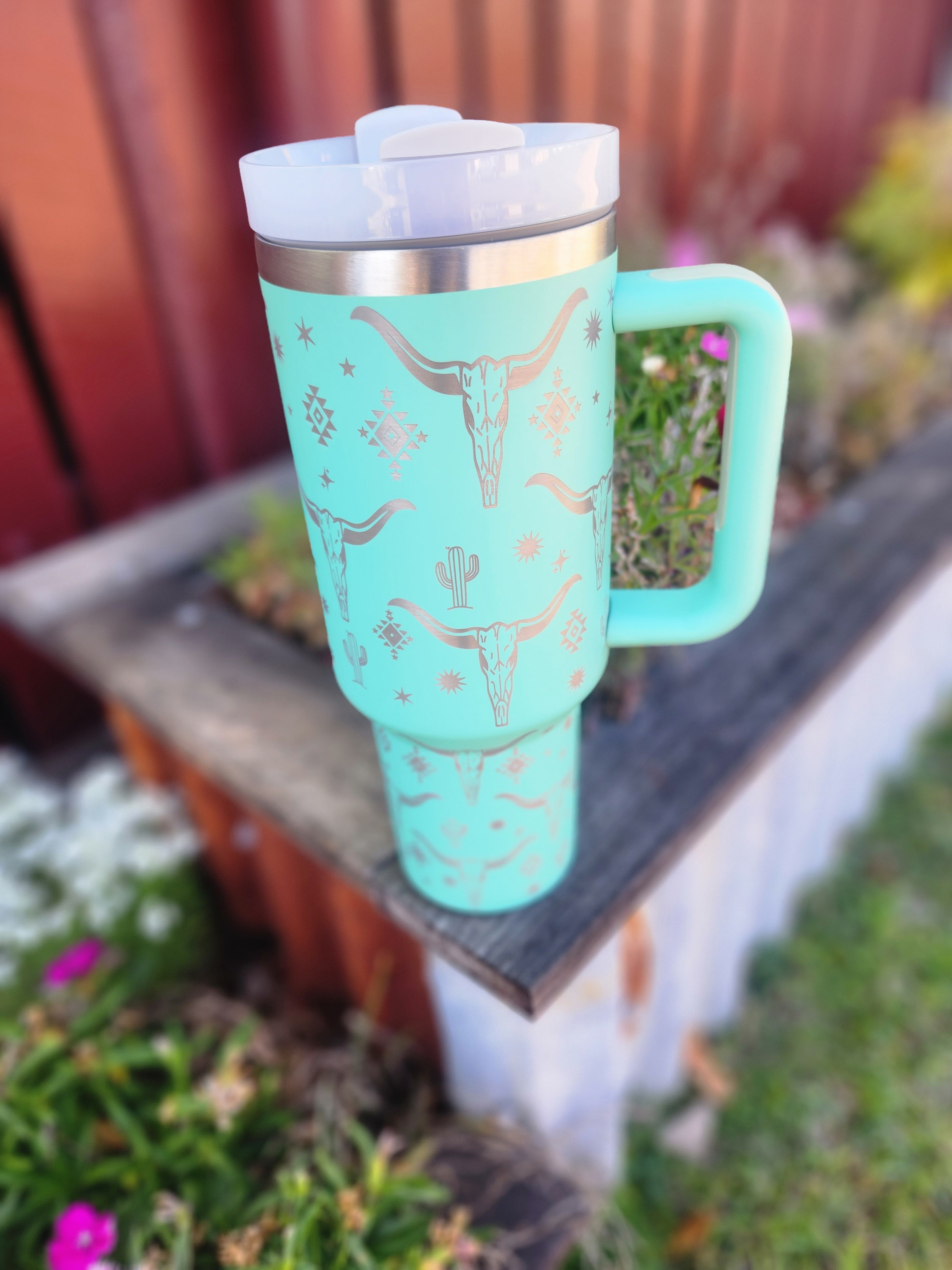 Travel cups – Homer and Hide
